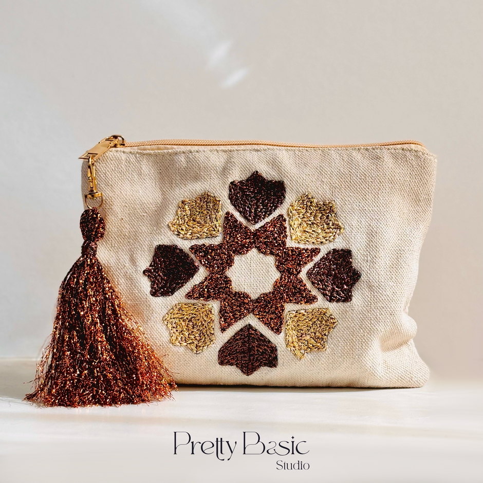 pretty basic craft studio for handmade tufting by punch needle decor ...